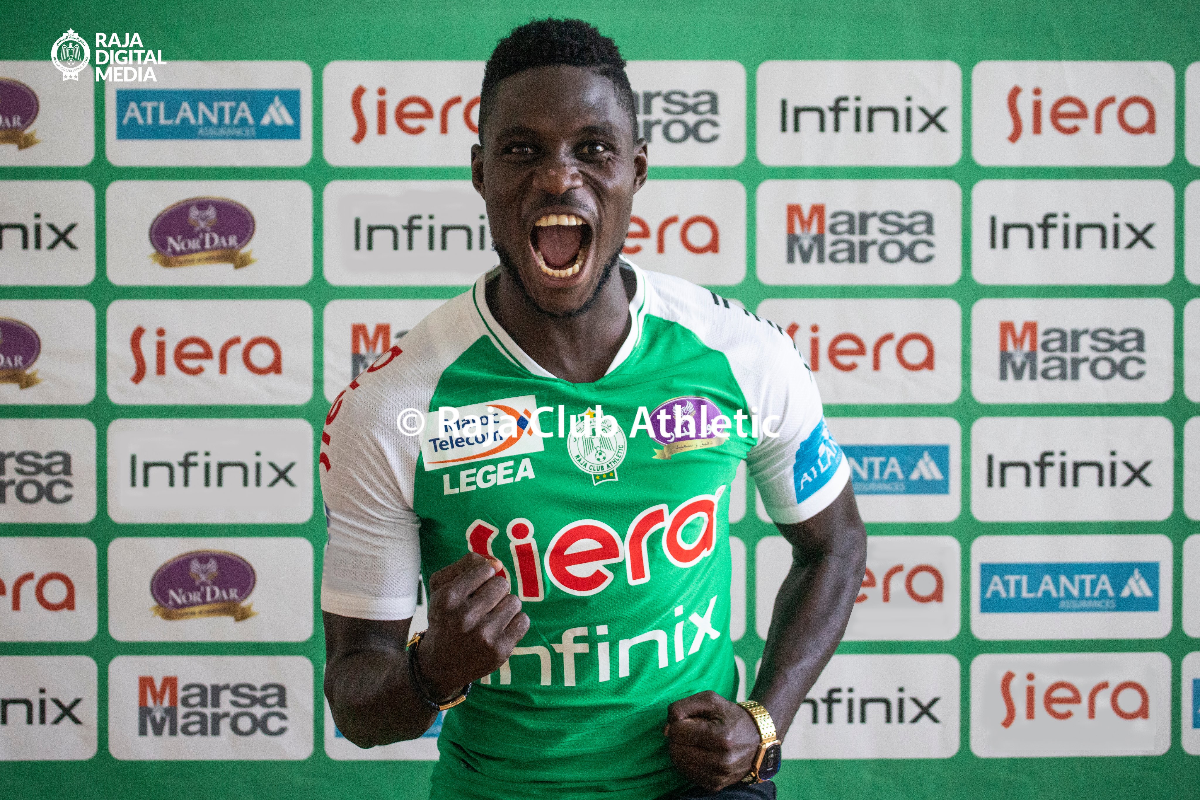 Maroc : Ben Malango signe au Raja